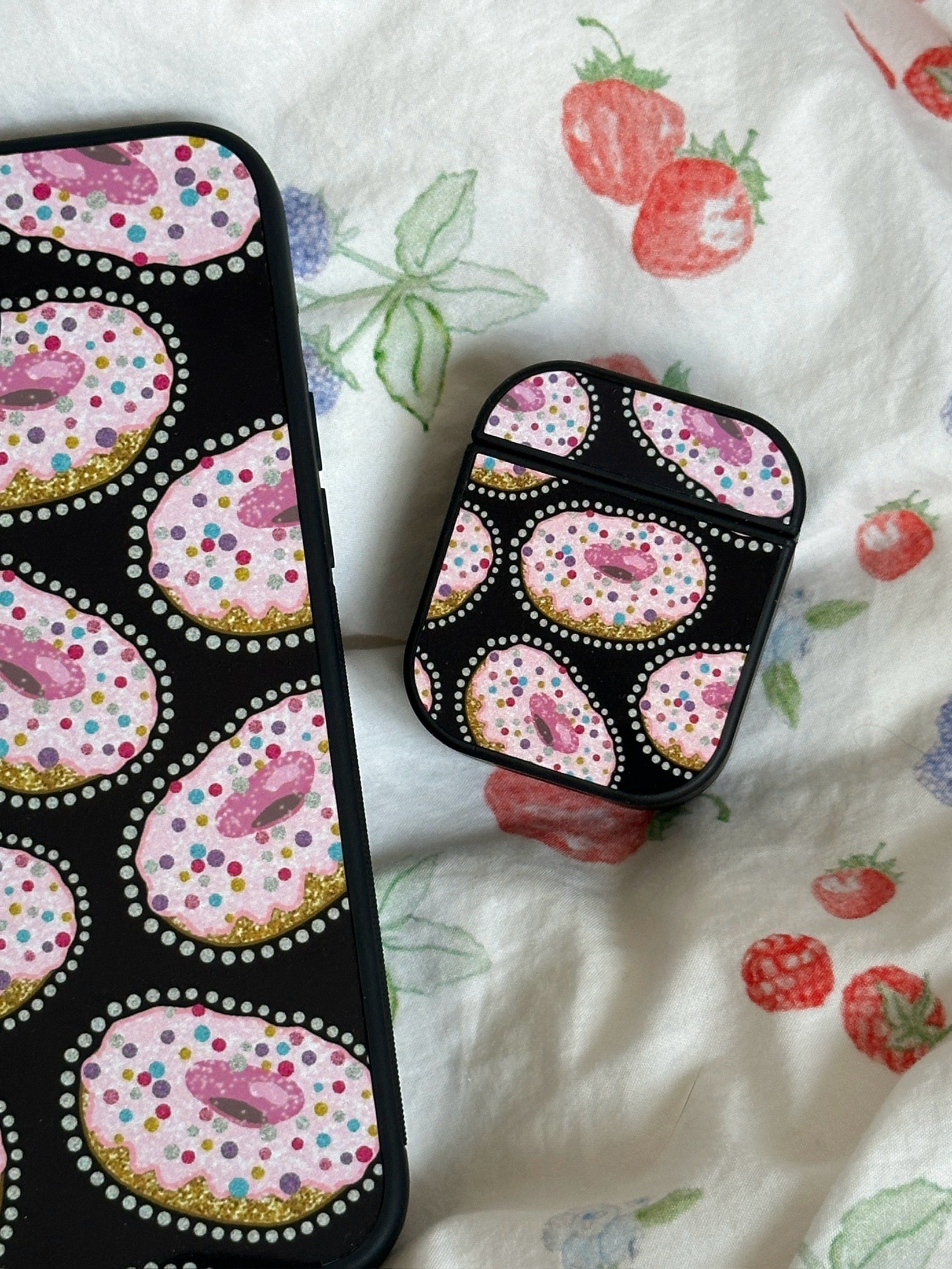 Donut AirPod case – CAITLINSJEWLSHOP LTD